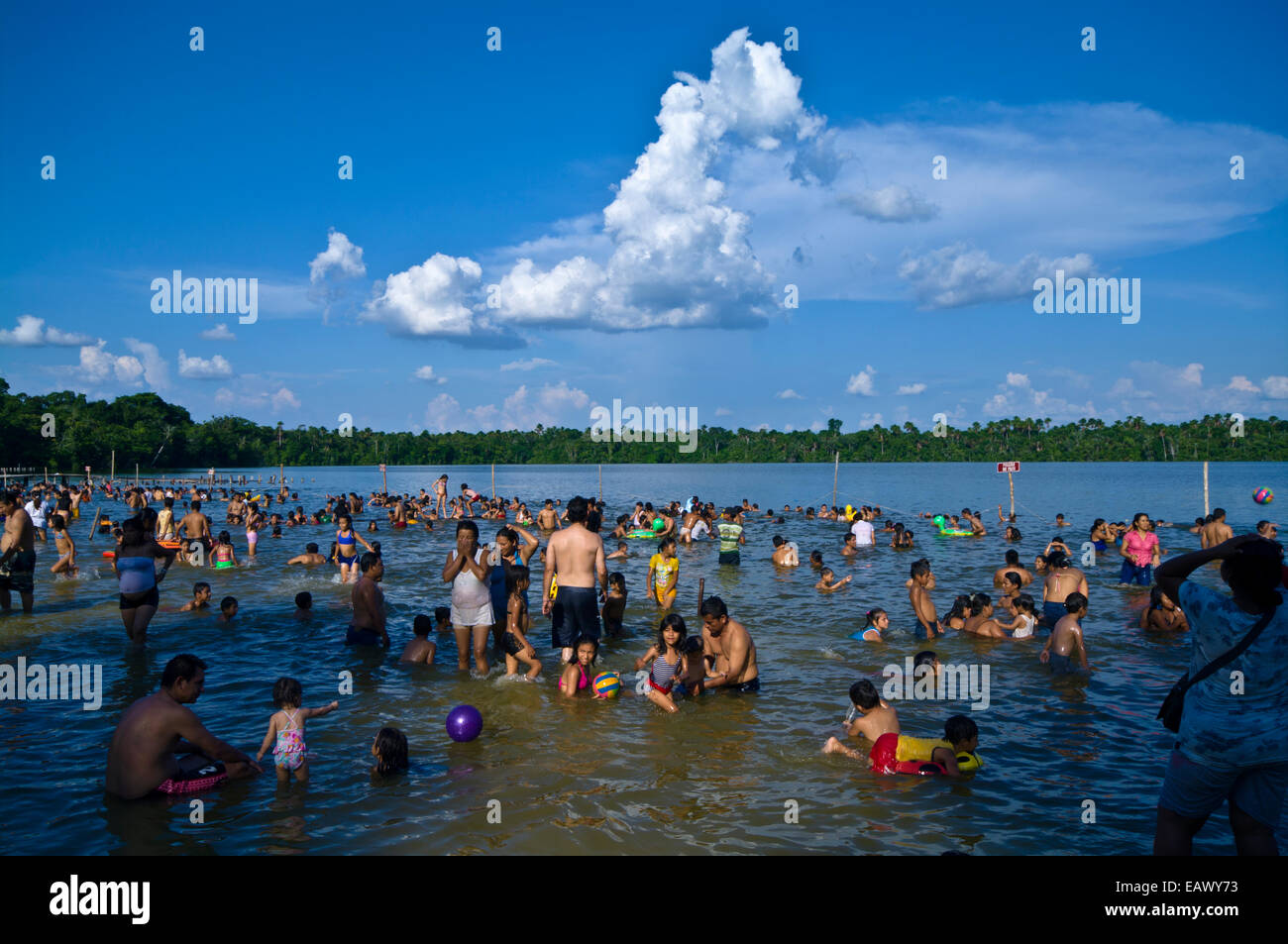 Town view bathers hi-res stock photography and images - Alamy