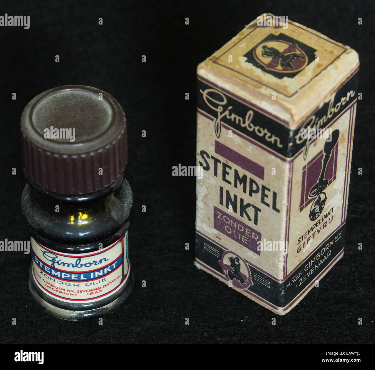 Document marking hi-res stock photography and images - Alamy