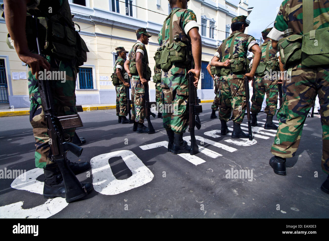 Soldier formation hi-res stock photography and images - Alamy