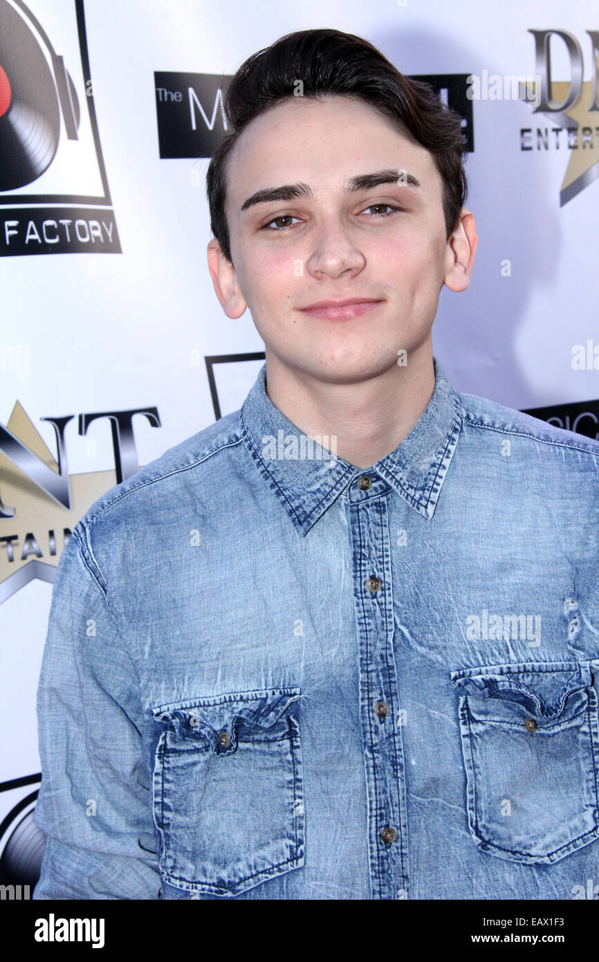 The Orange County Hit Factory Artist Showcase Featuring: Gavyn Bailey ...