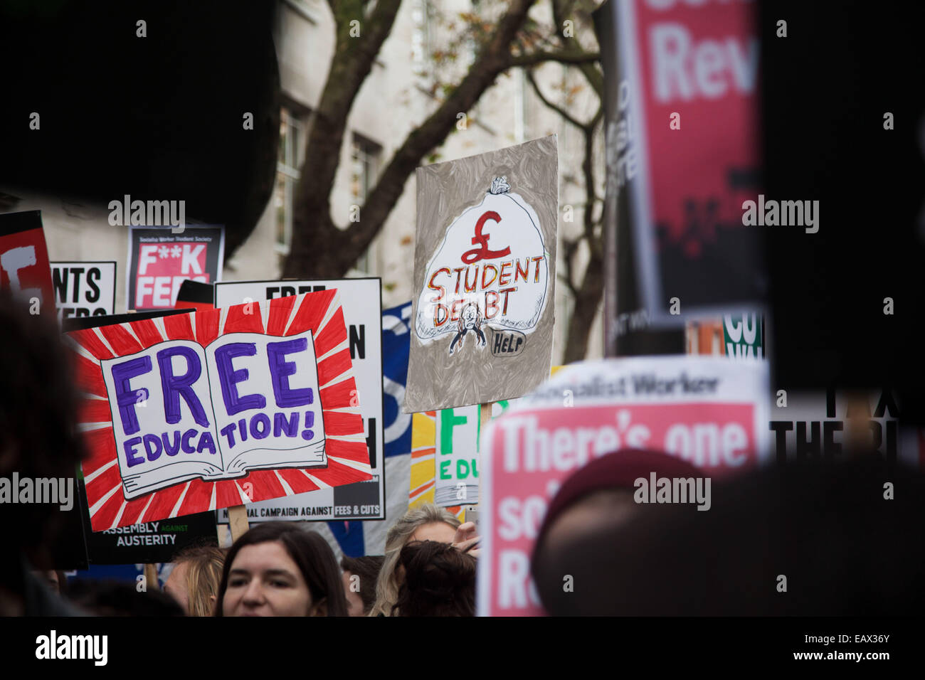 Thousands of students turned out to a march against fees and cuts in ...