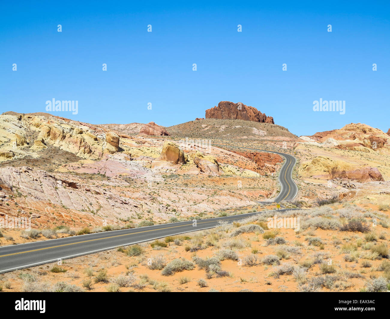 View asphalt road winds hi-res stock photography and images - Alamy