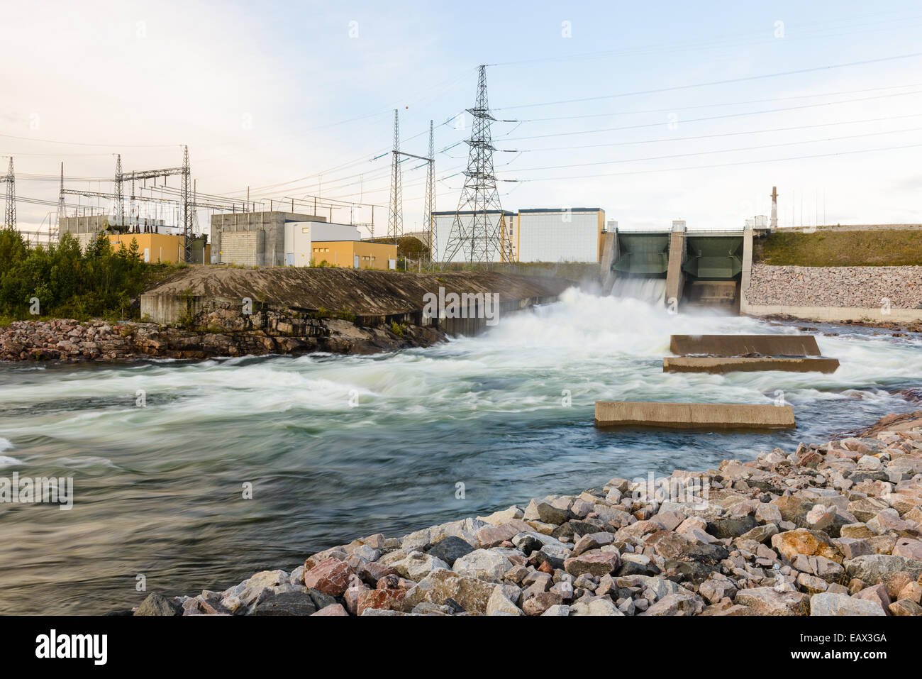 Dam flowing water through gates hi-res stock photography and images - Alamy