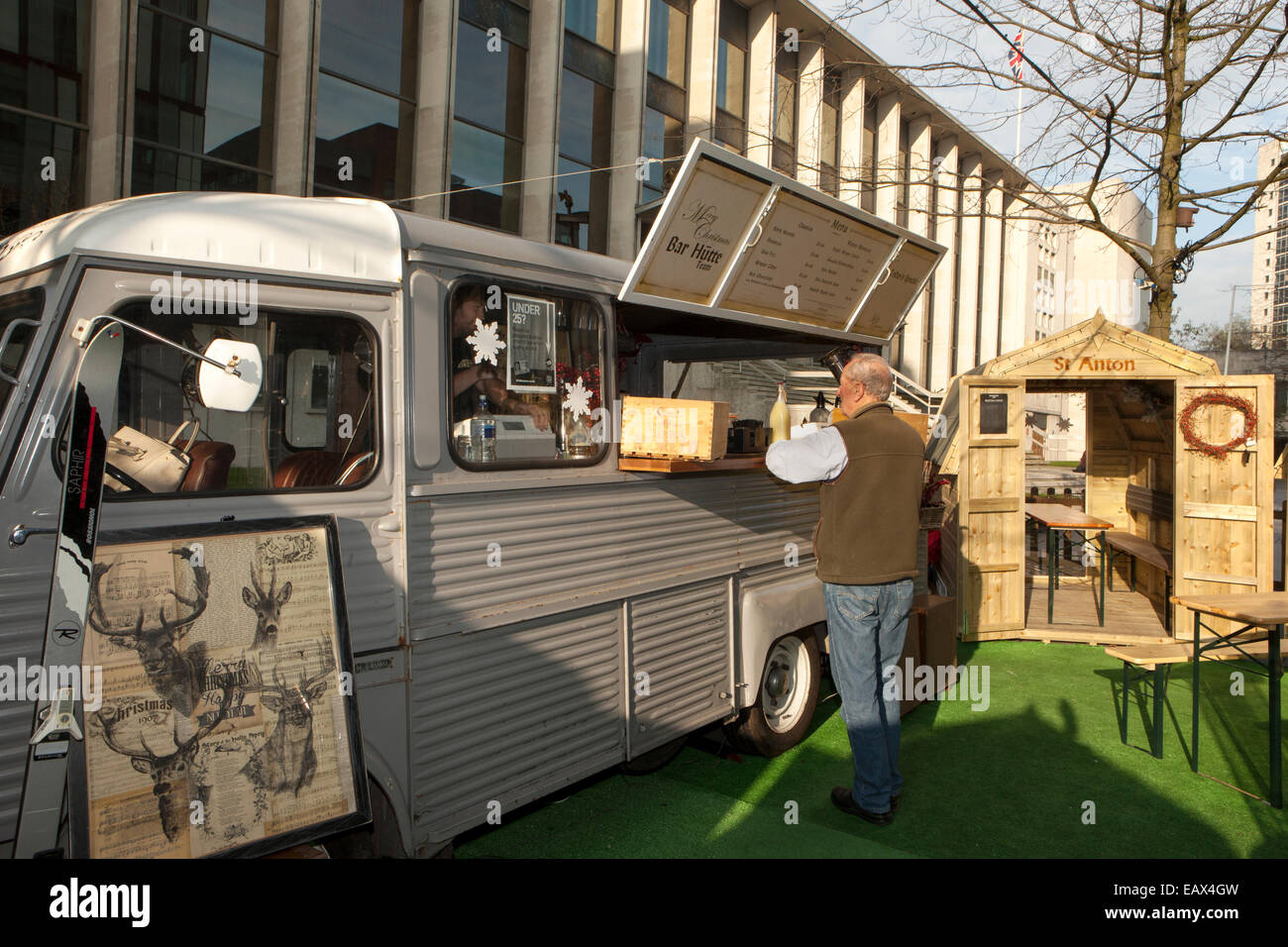 Mobile drinks bar with outdoor seating, Manchester, UK Stock Photo - Alamy