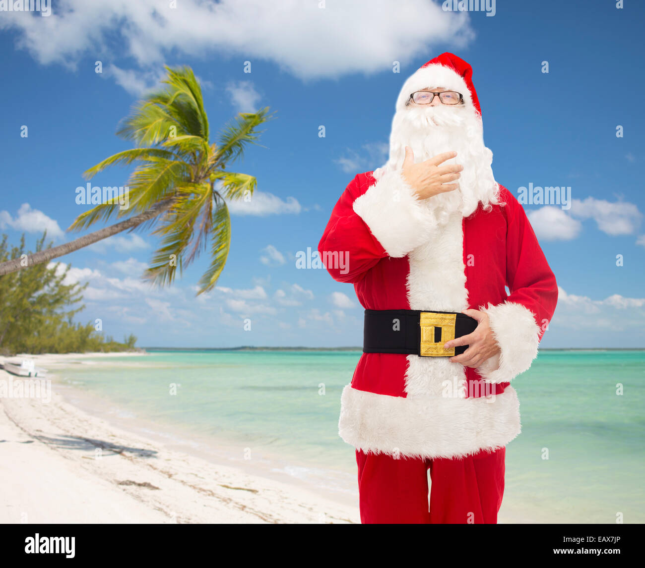 Santa claus in the sand hi-res stock photography and images - Alamy