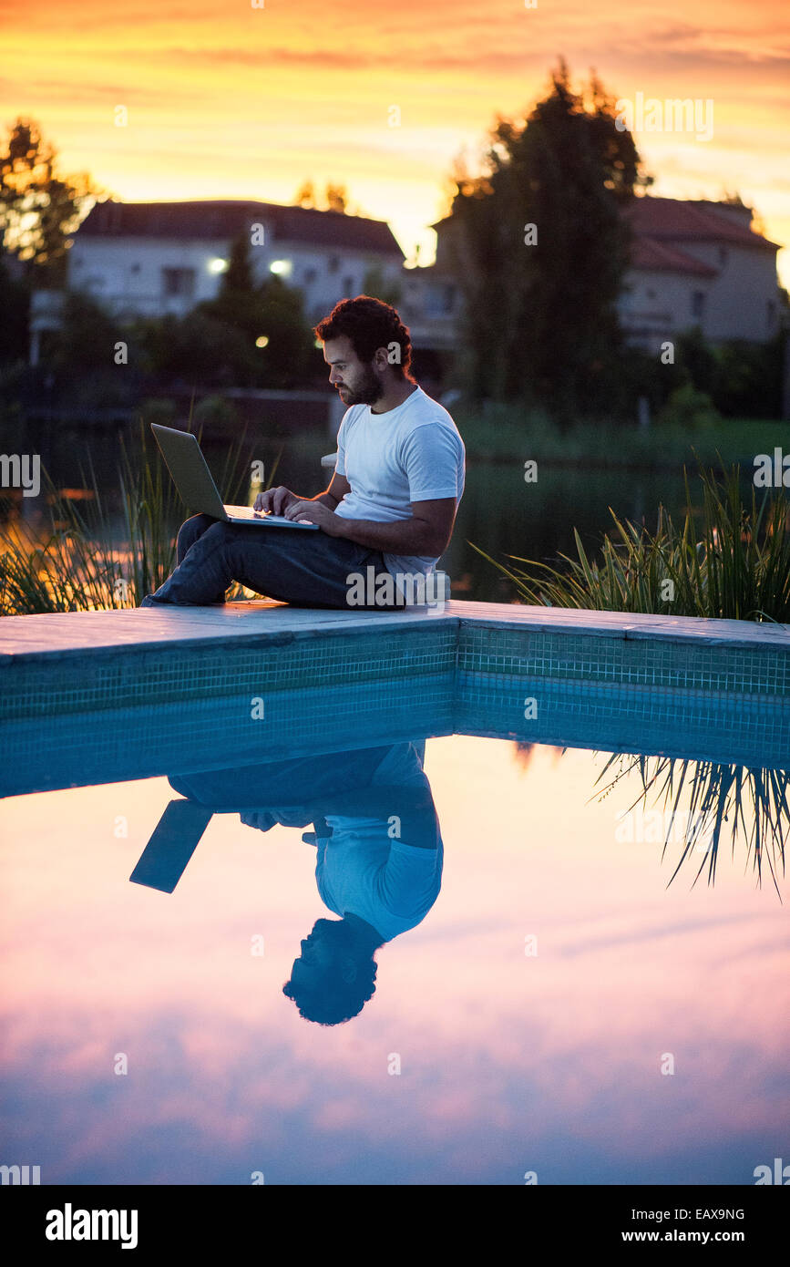 Typing pools hi-res stock photography and images - Alamy