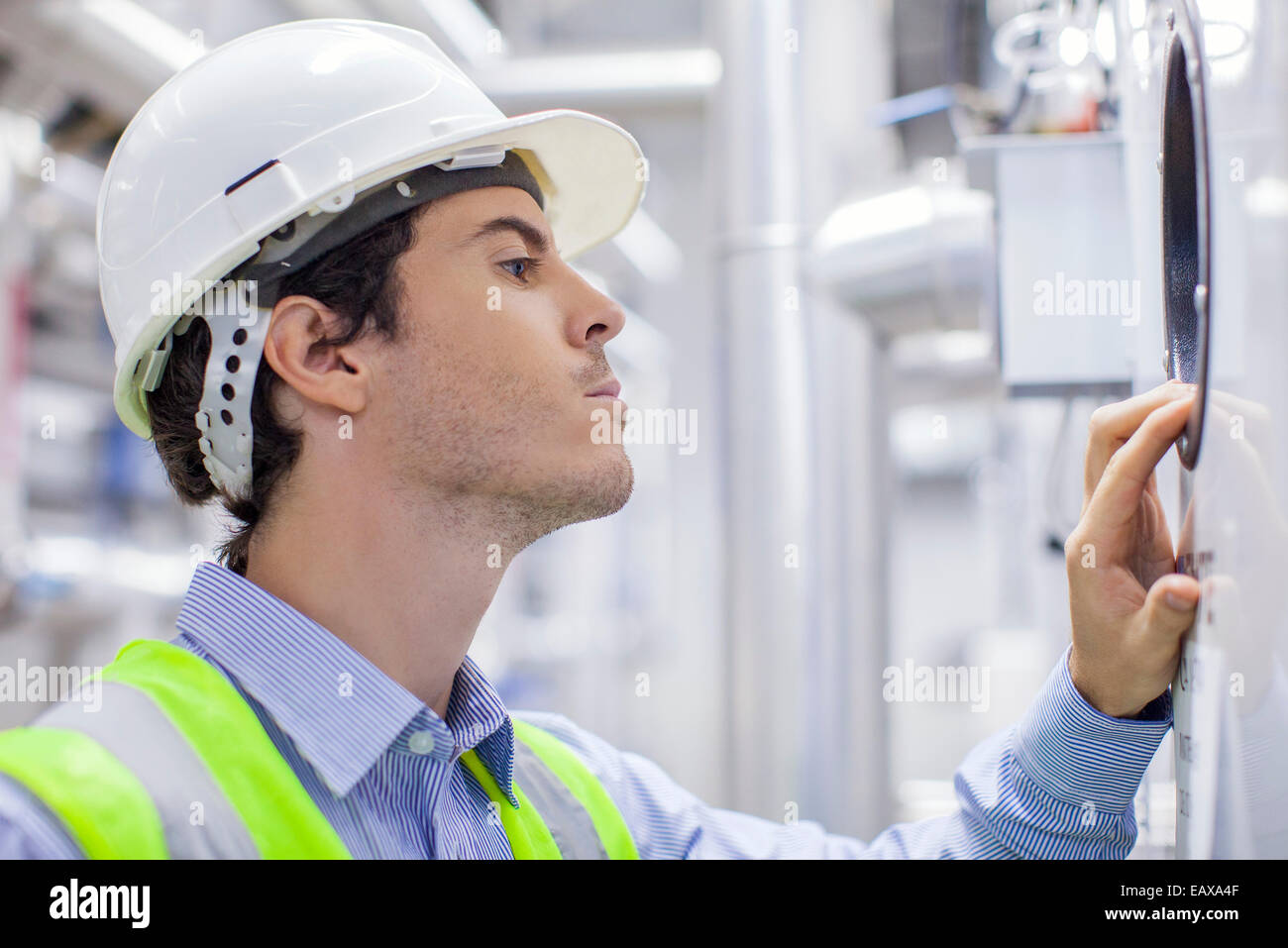 Equipment inspections hi-res stock photography and images - Alamy