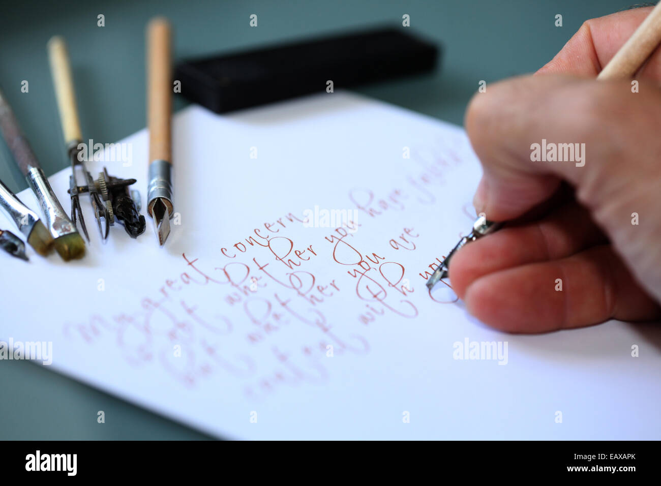 Hand written quote Stock Photo - Alamy