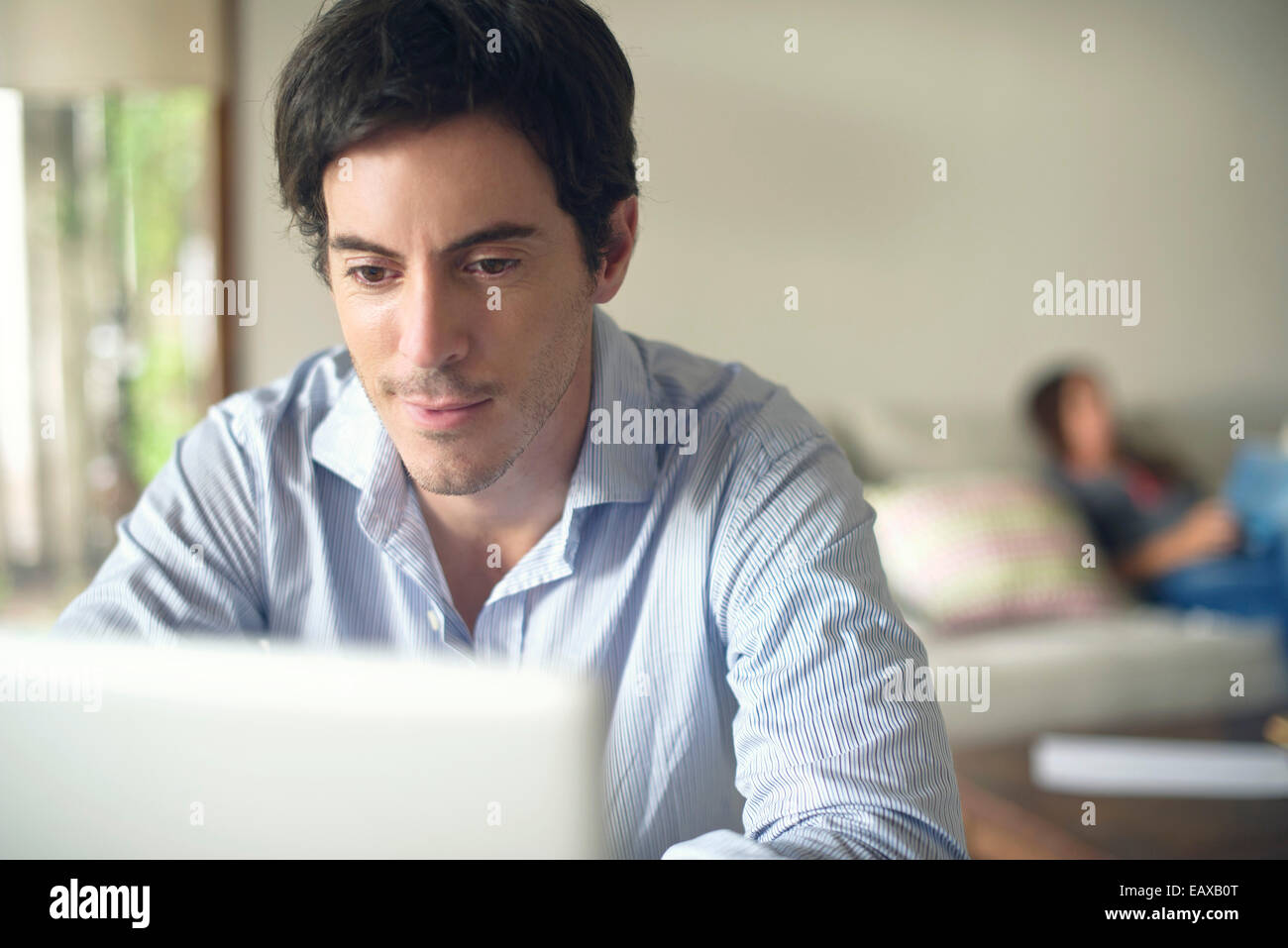 Facebook laptop man hi-res stock photography and images - Alamy