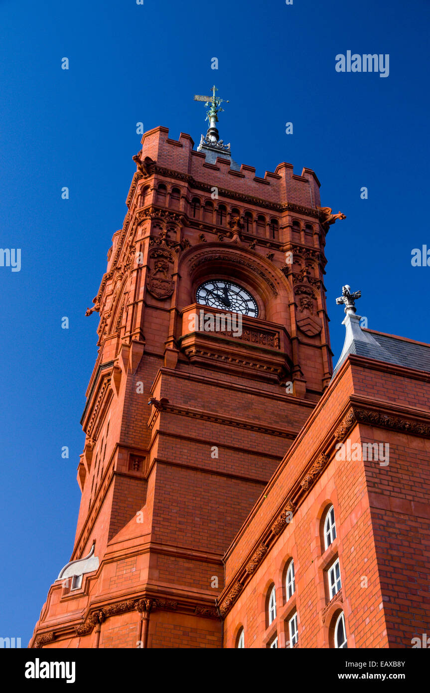 Victorian red brick clock hi-res stock photography and images - Alamy
