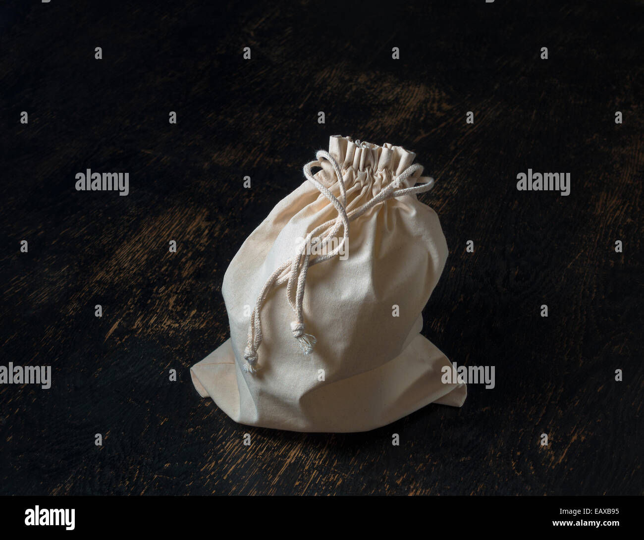 Full table hi-res stock photography and images - Alamy