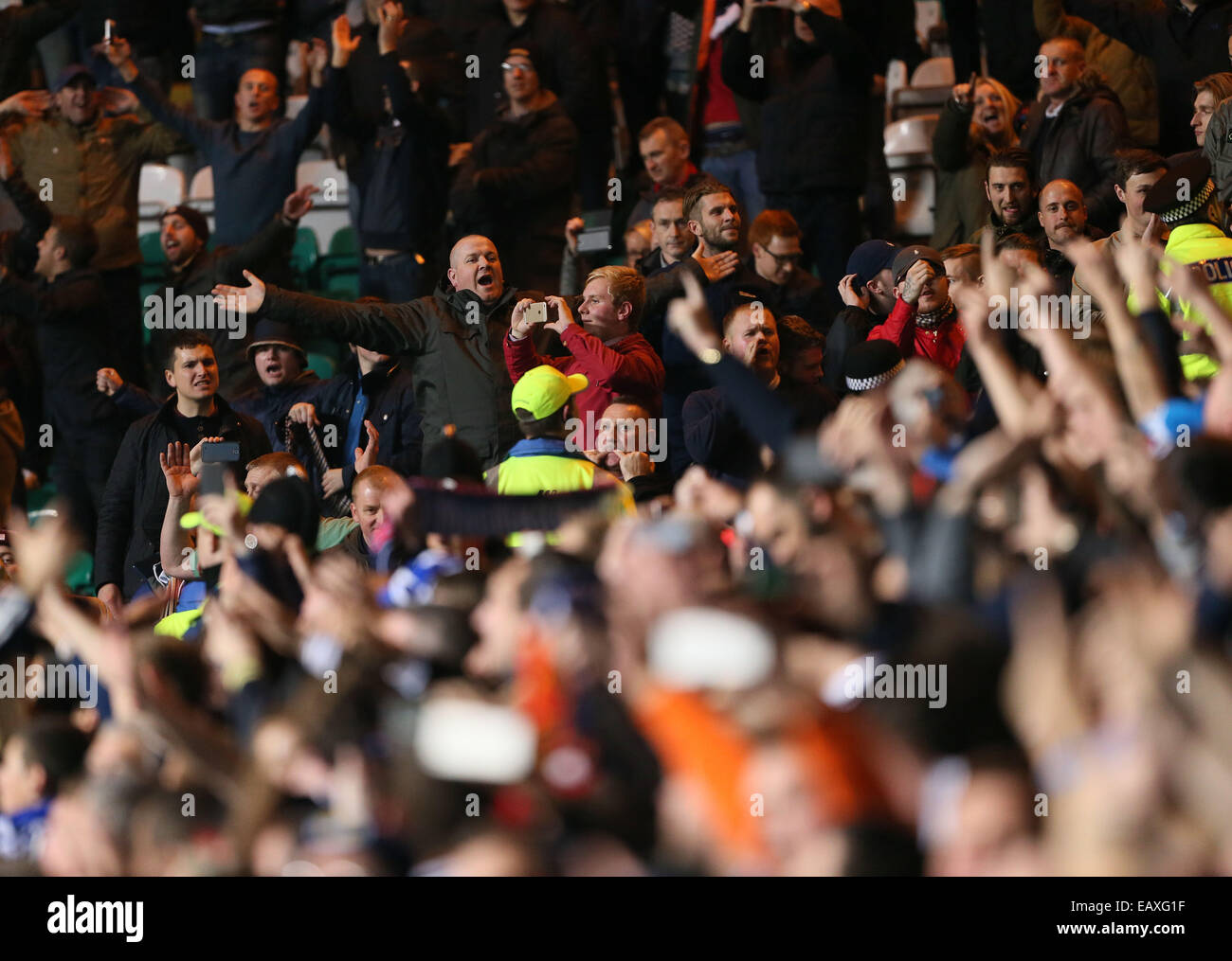 Glasgow, UK. 18th Nov, 2014. England's fans taunt the Scots ...