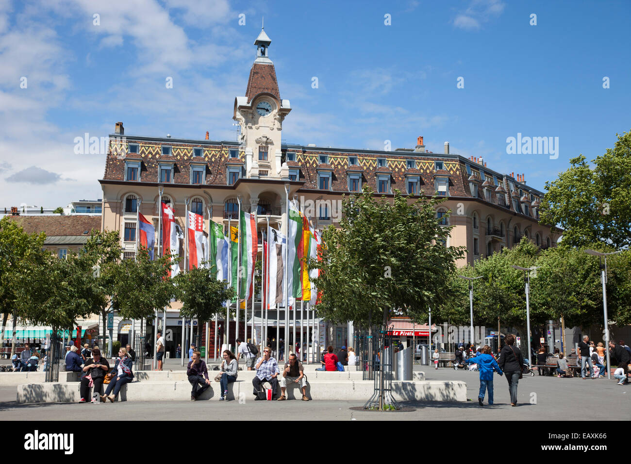 Place port said square hi-res stock photography and images - Alamy