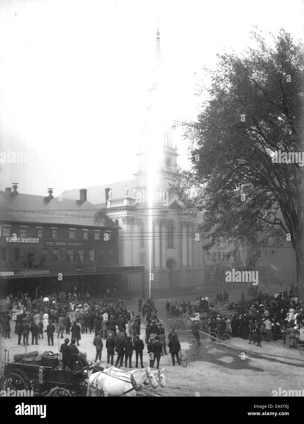 Firefighters preparedness Black and White Stock Photos & Images - Alamy