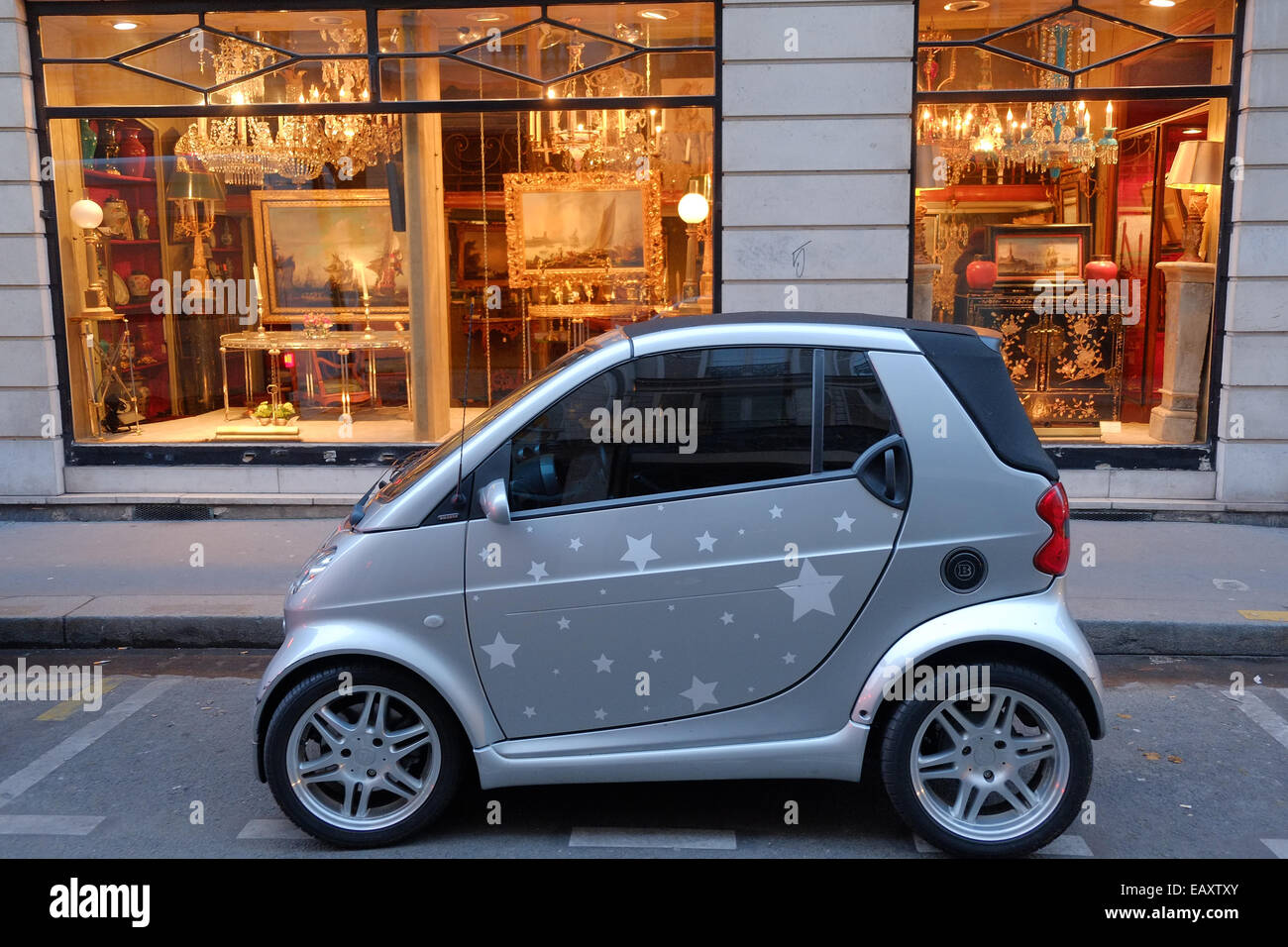 Paris, France. 21st Nov, 2014. Smart micro,mini,compact,micro car,car ...
