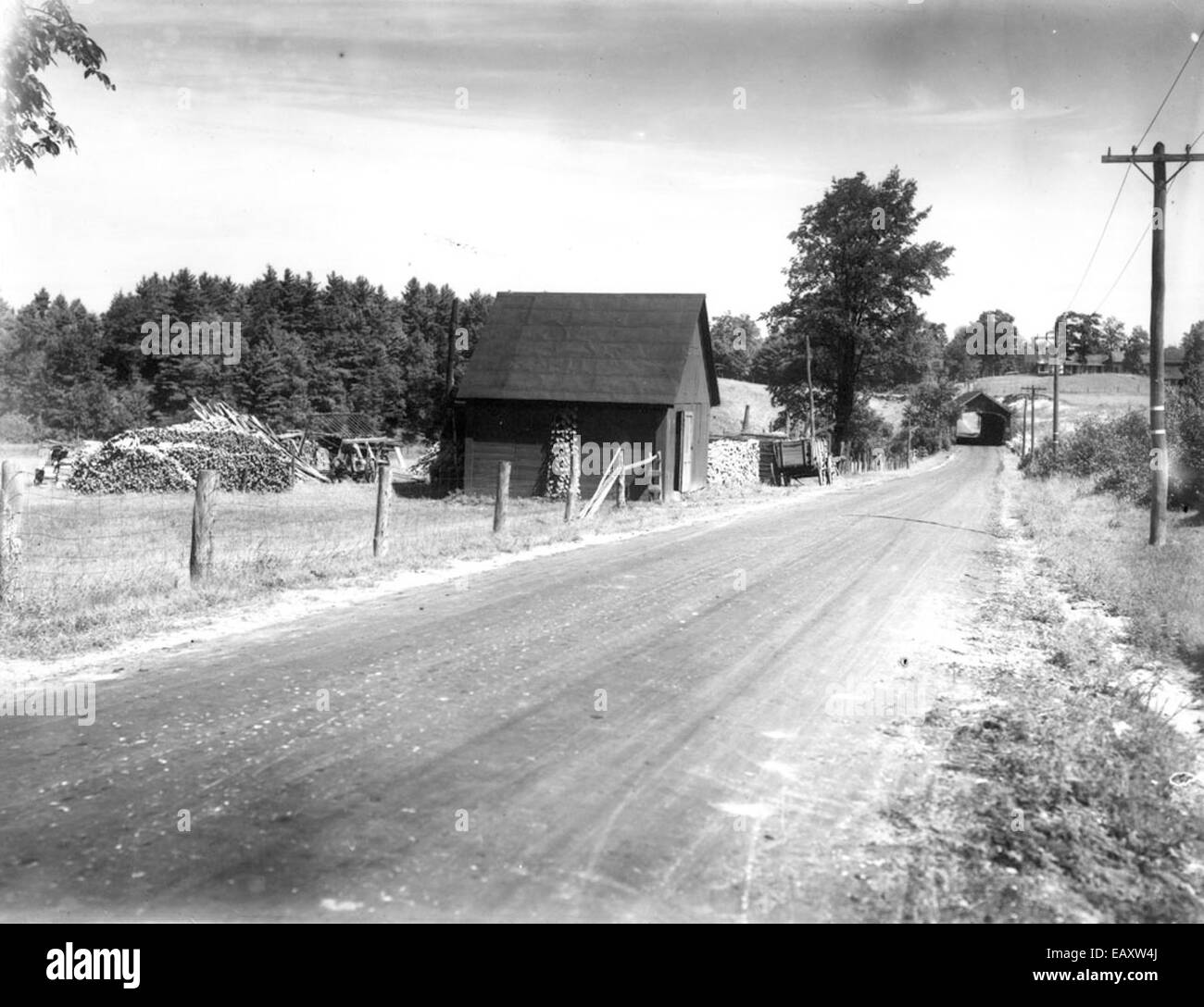 This image depicts the Slate Covered Bridge in Westport, designed by ...