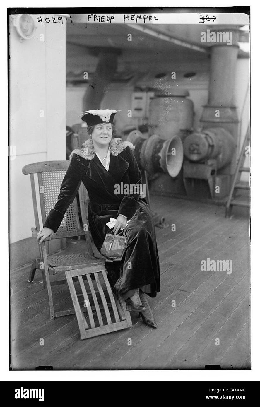 This image is a portrait of Frieda Hempel, a renowned soprano, captured ...