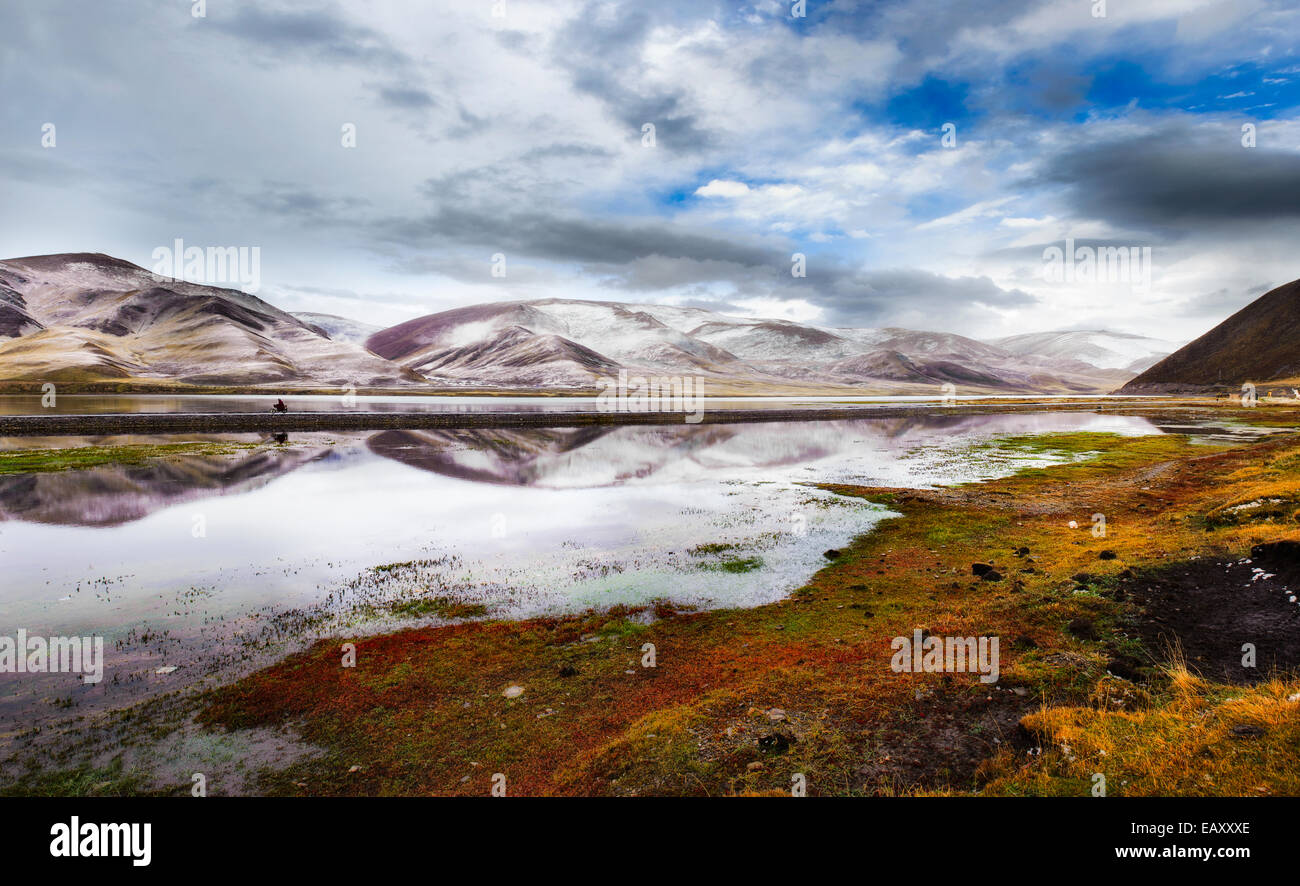 Reservoir on the Tibetan plateau, Sichuan province, China Stock Photo ...