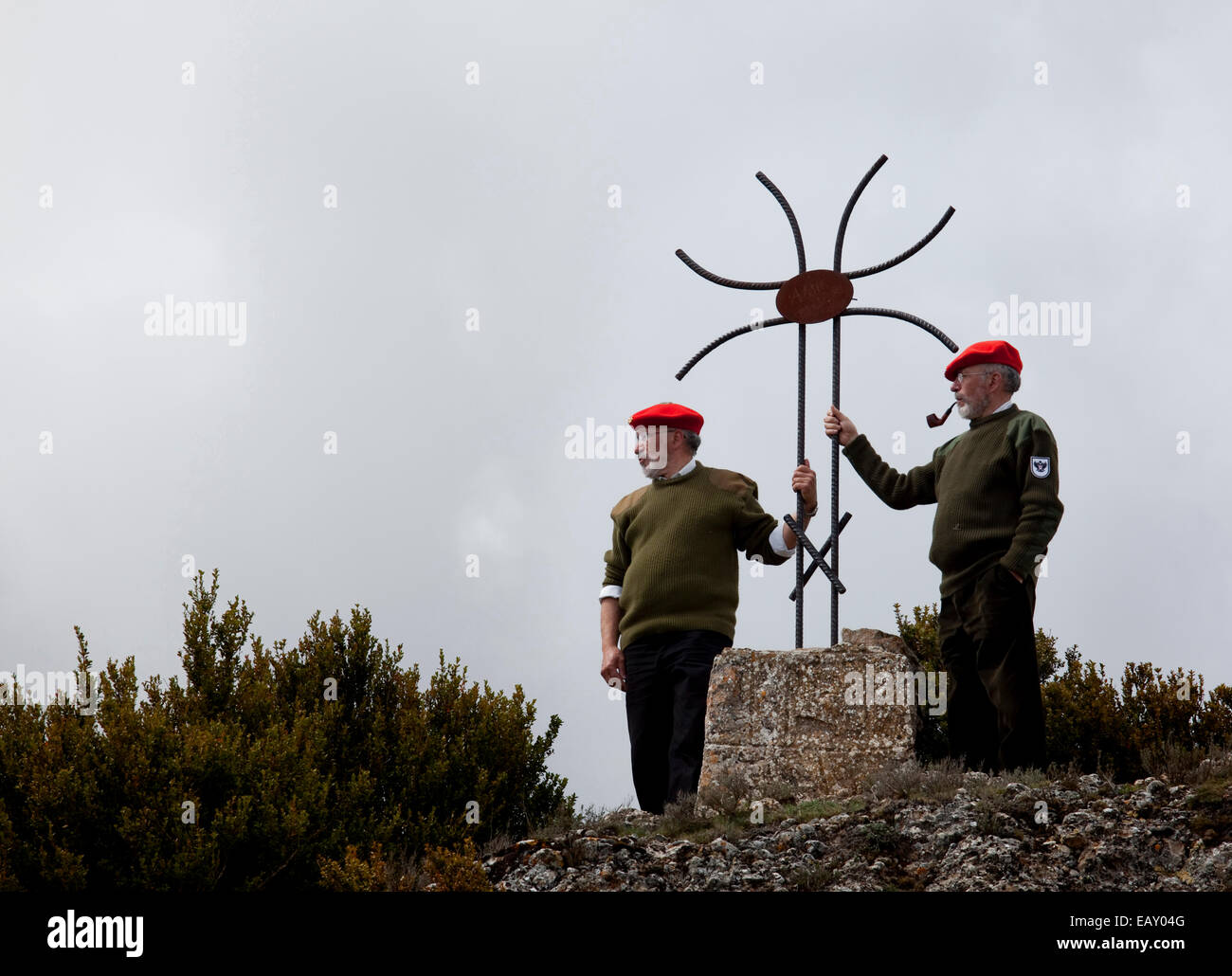 Carlistas in Montejurra, representation of the battle between the ...