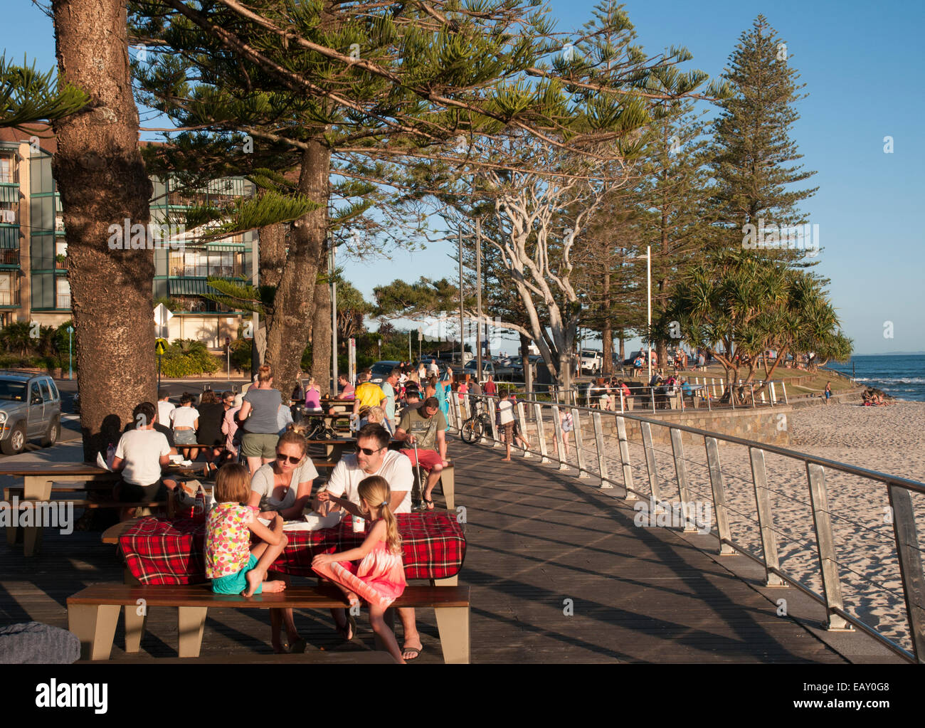 Esplanade bulcock beach, caloundra hi-res stock photography and images ...