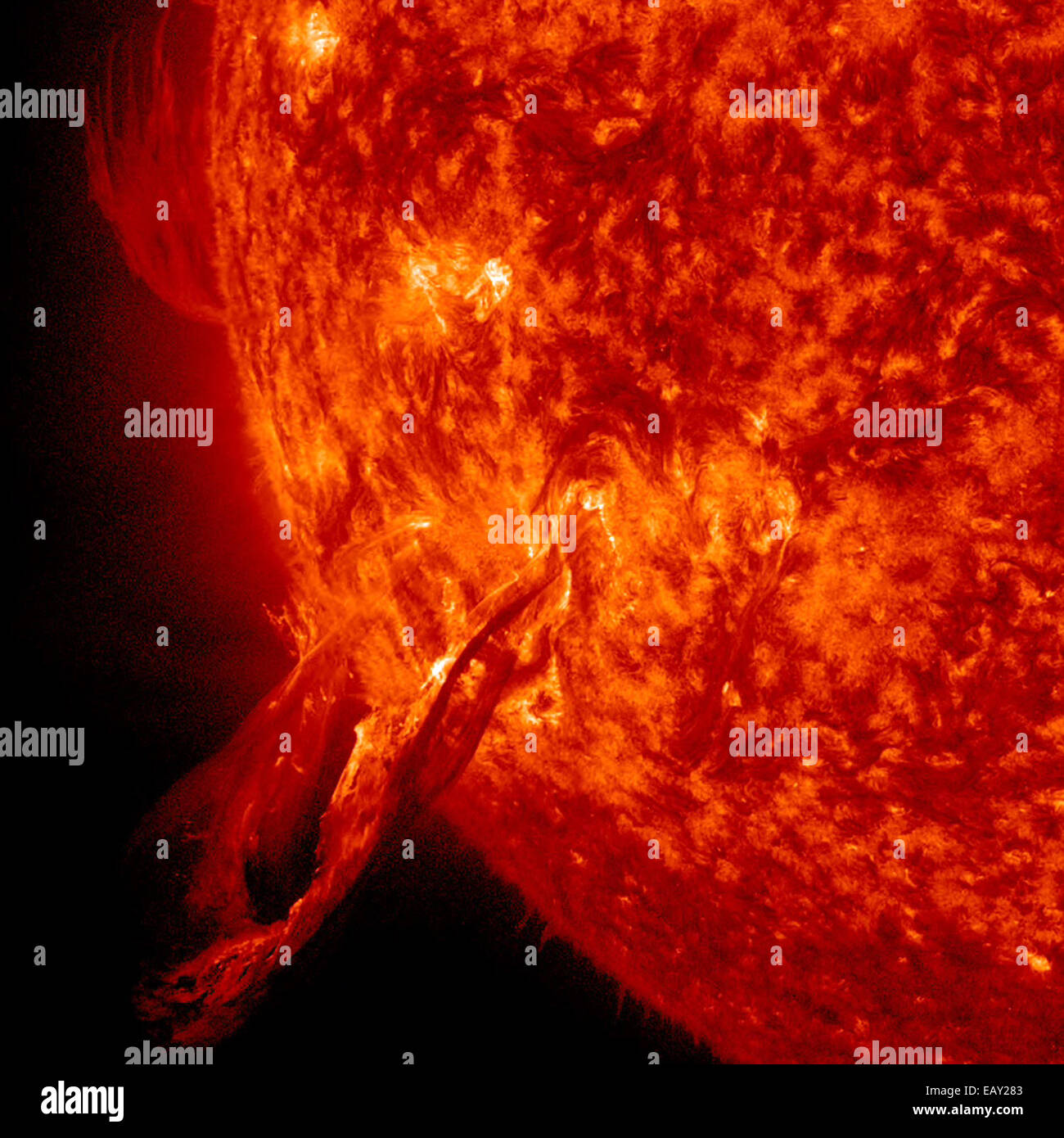 Electromagnetic radiation waves hi-res stock photography and images - Alamy