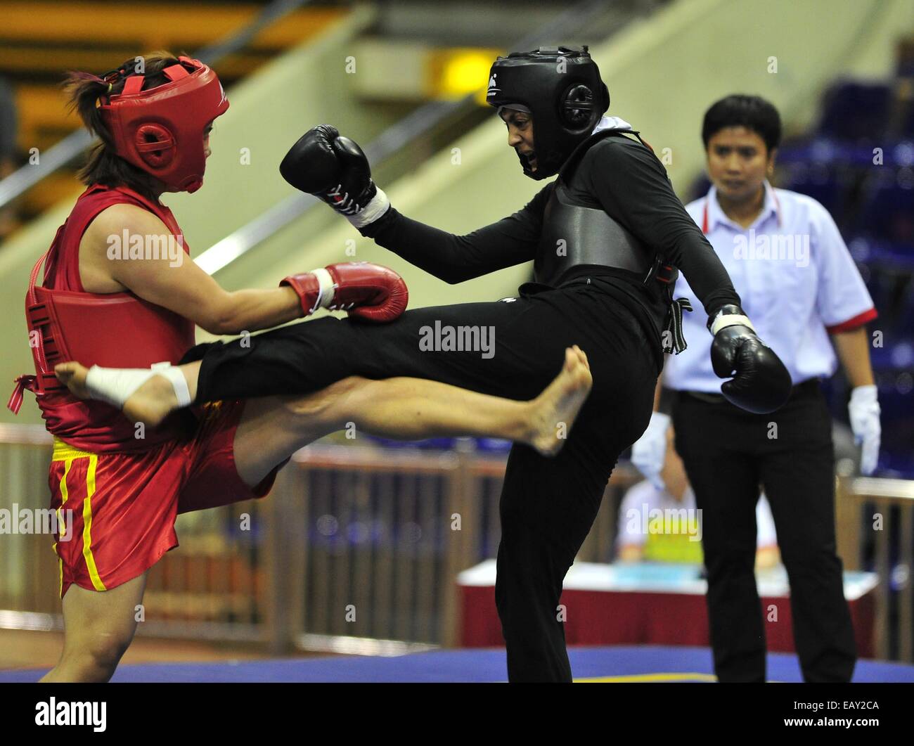 Jakarta, Indonesia. 21st Nov, 2014. Sharbano Mansouryan (R) of Iran ...