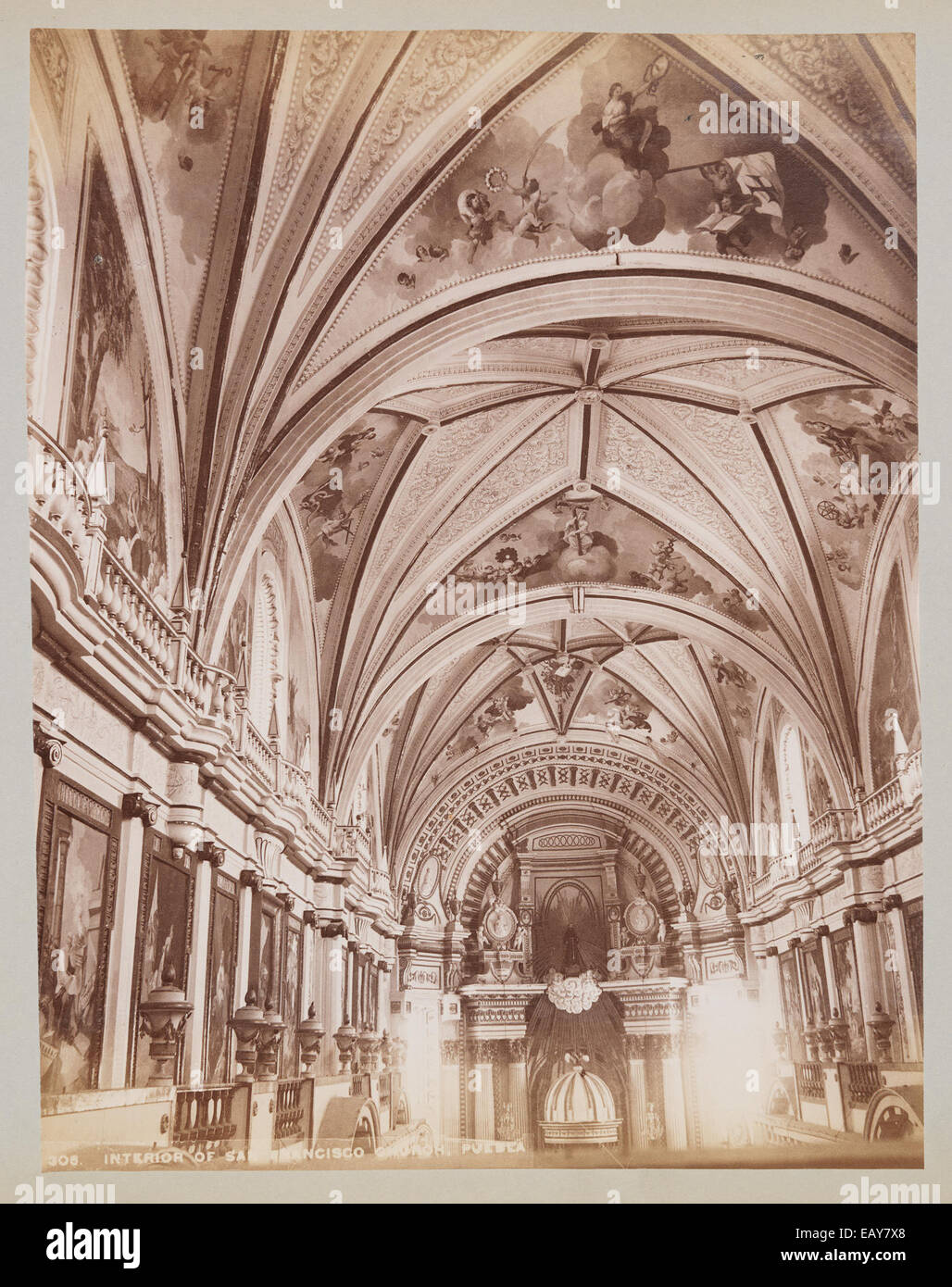 Churches interior of san francisco church hi-res stock photography and ...