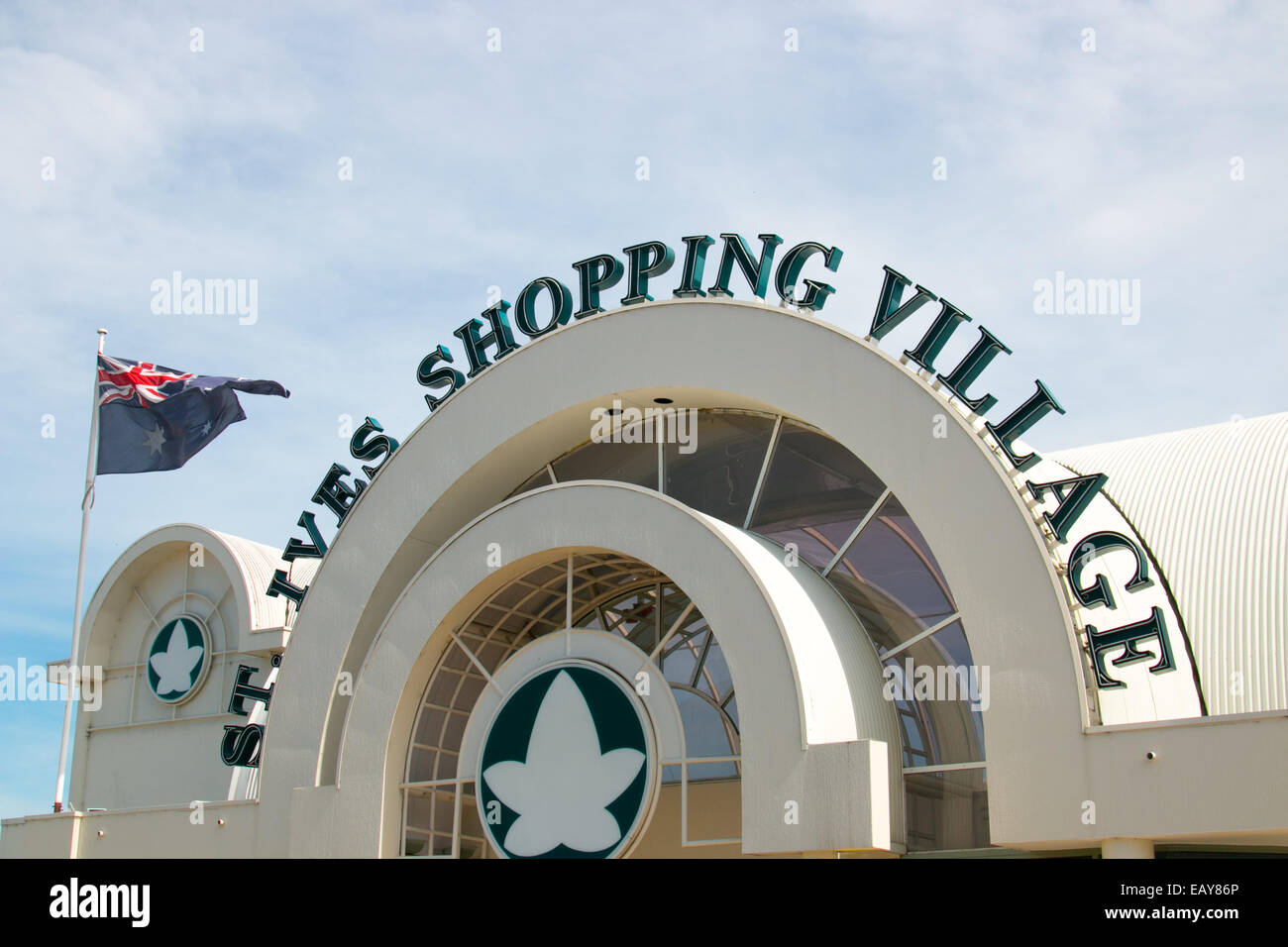 St ives shopping village in St ives, on sydney's north shore,australia Stock Photo - Alamy