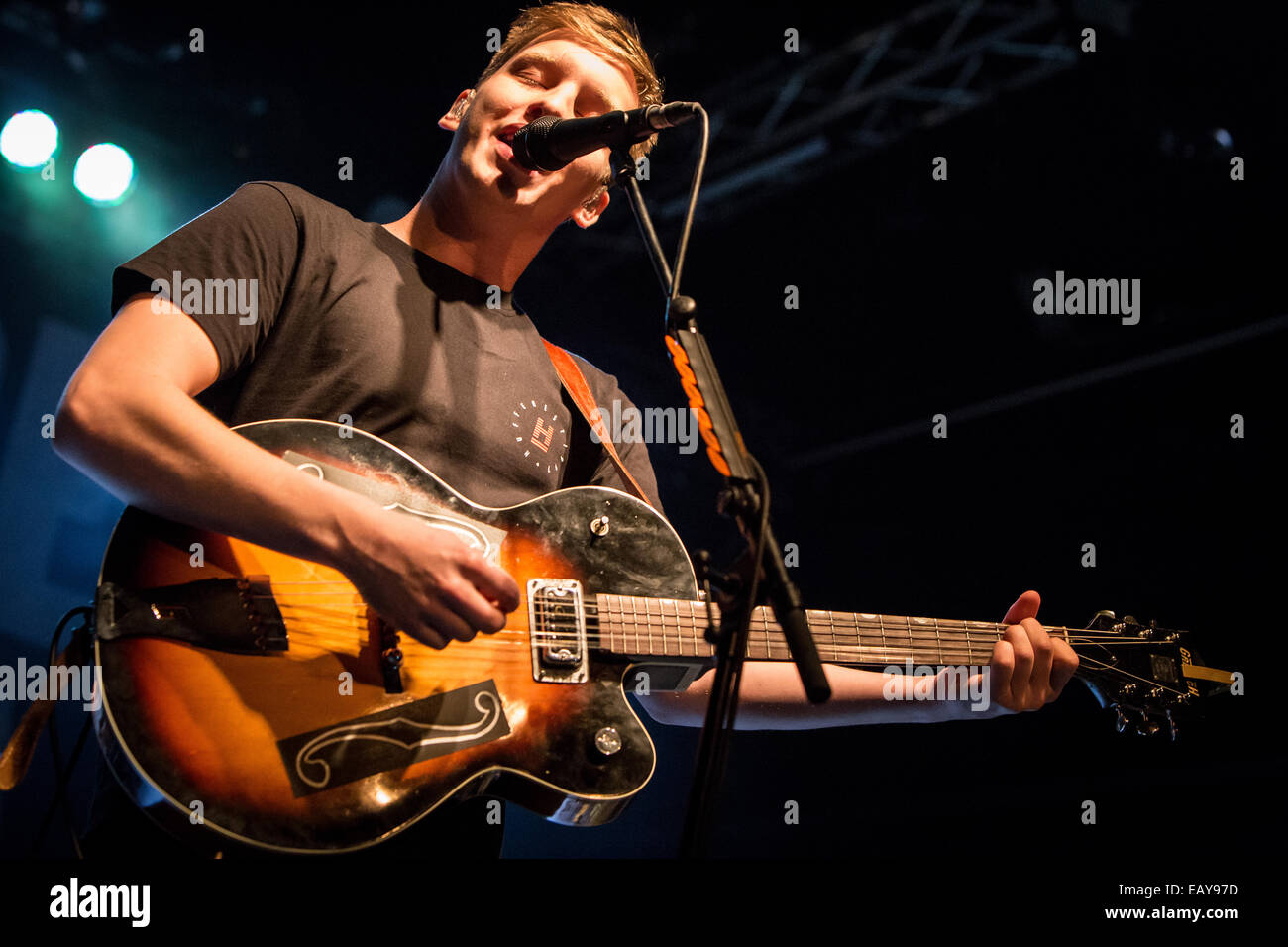 George ezra singer hi-res stock photography and images - Alamy