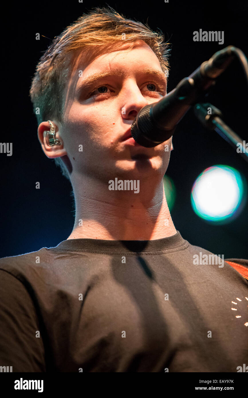 George ezra hi-res stock photography and images - Alamy