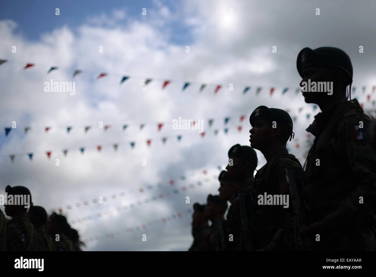 Meteti, Panama. 21st Nov, 2014. Border National Service units attend a ...