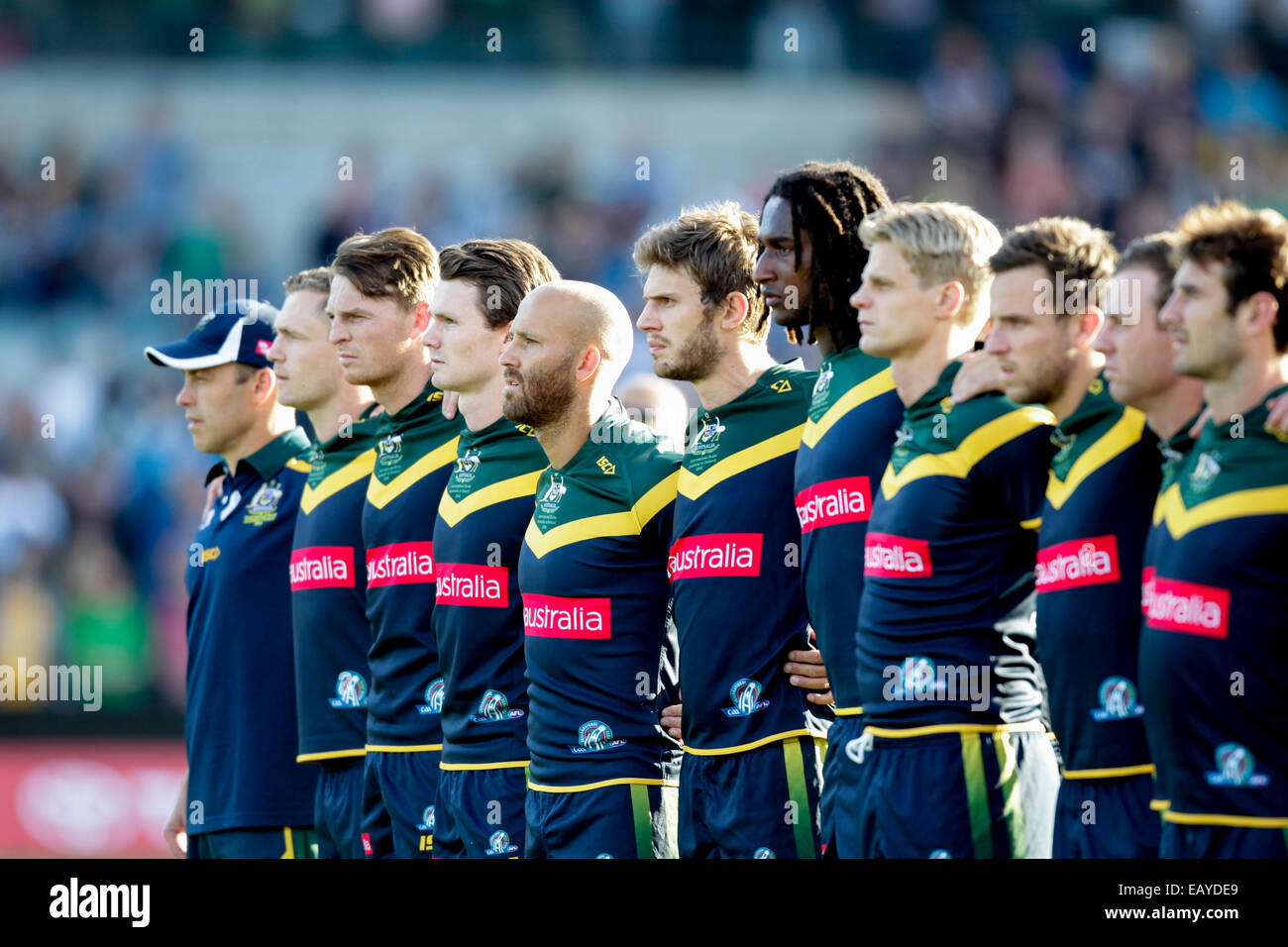 Australian rules football stadium hi-res stock photography and images ...