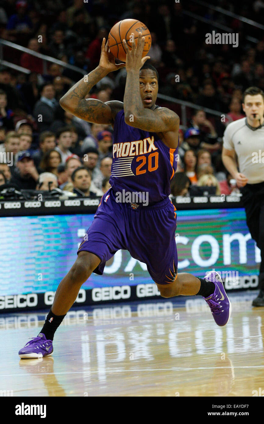 Archie in ball hi-res stock photography and images - Alamy