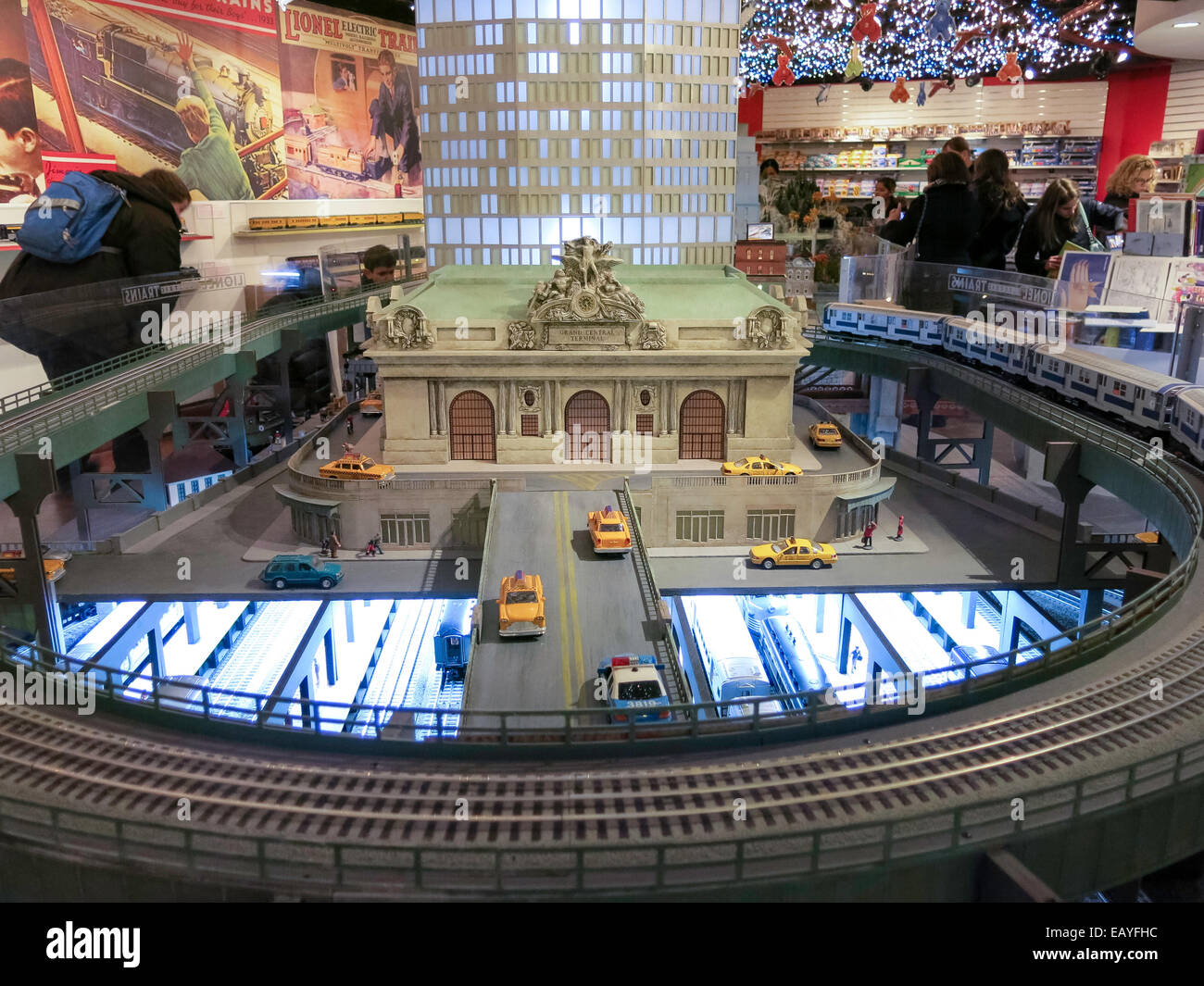Annual Holiday Toy Train Display, Transit Museum, Grand Central ...