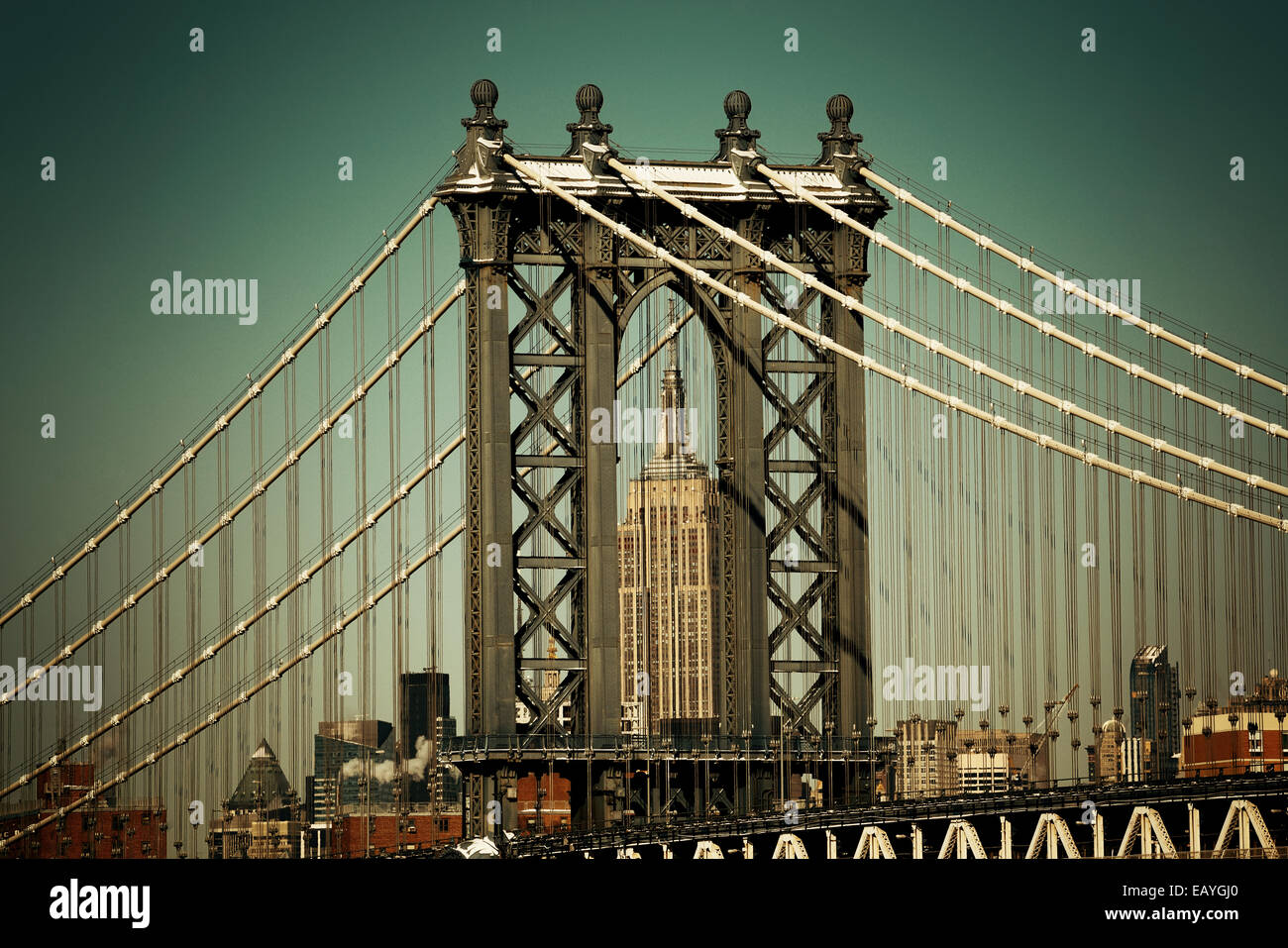 Manhattan Bridge closeup in New York City Stock Photo - Alamy