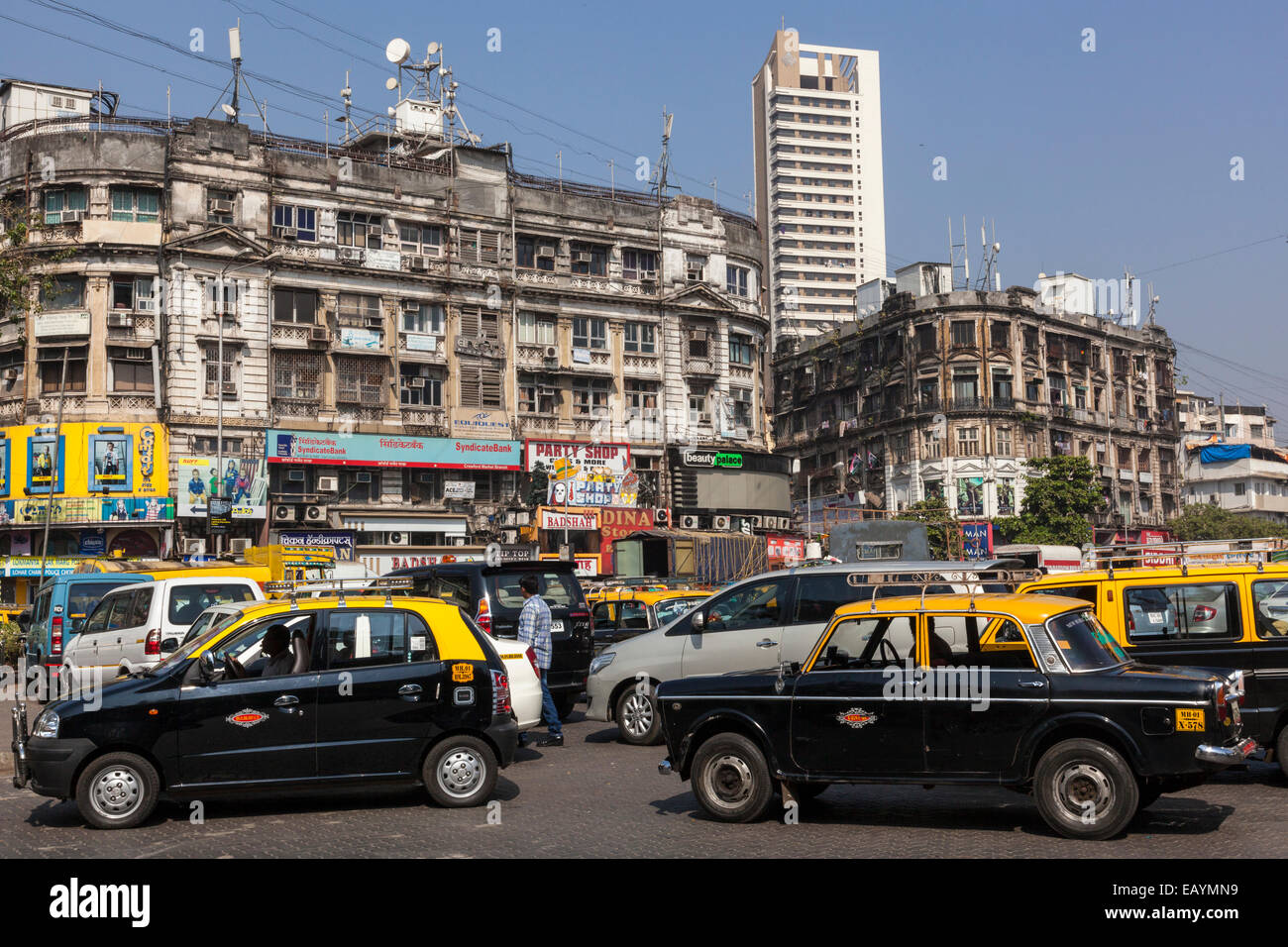 Traffic india cars hi-res stock photography and images - Alamy