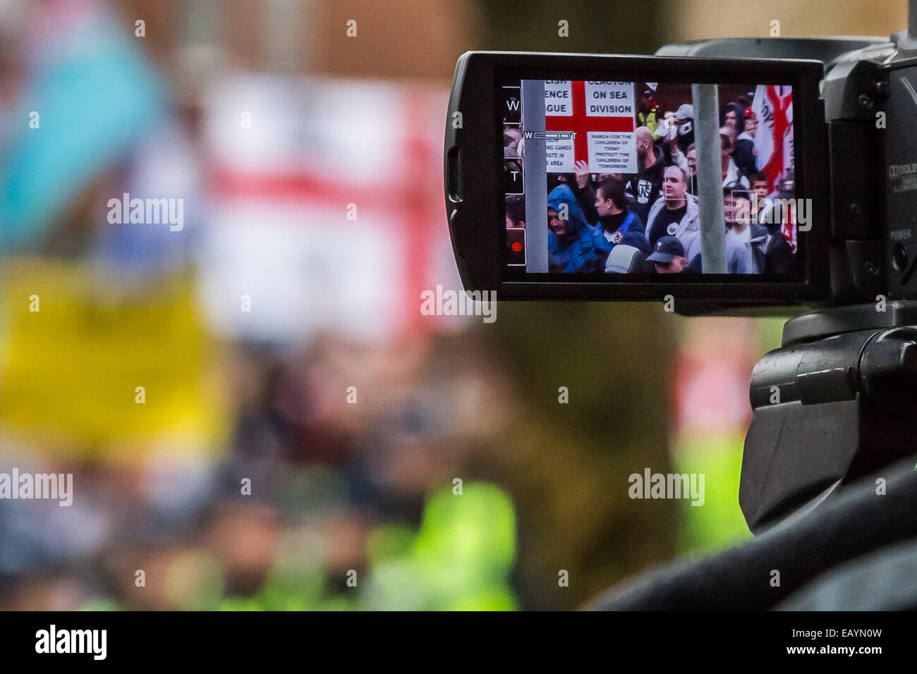Luton mosque hi-res stock photography and images - Alamy