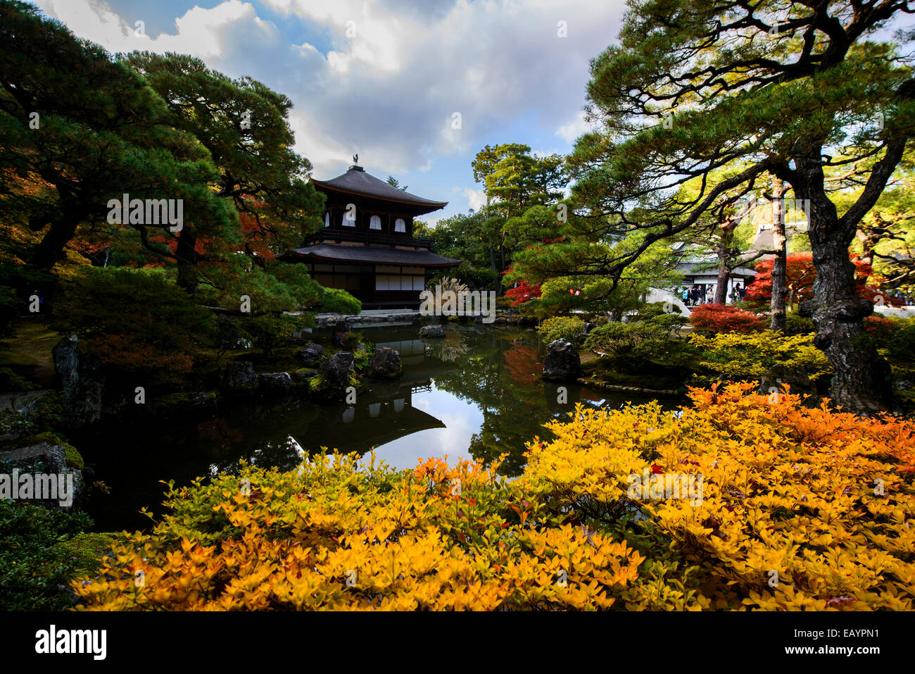 Kyoto temples hi-res stock photography and images - Alamy