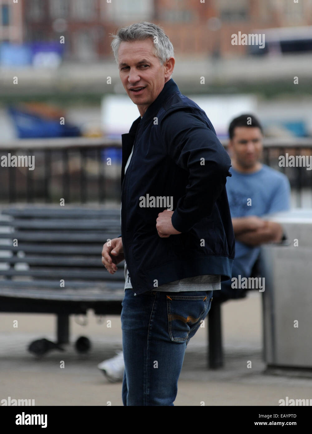 Gary Lineker pictured filming new Walkers Ad on the South Bank ...