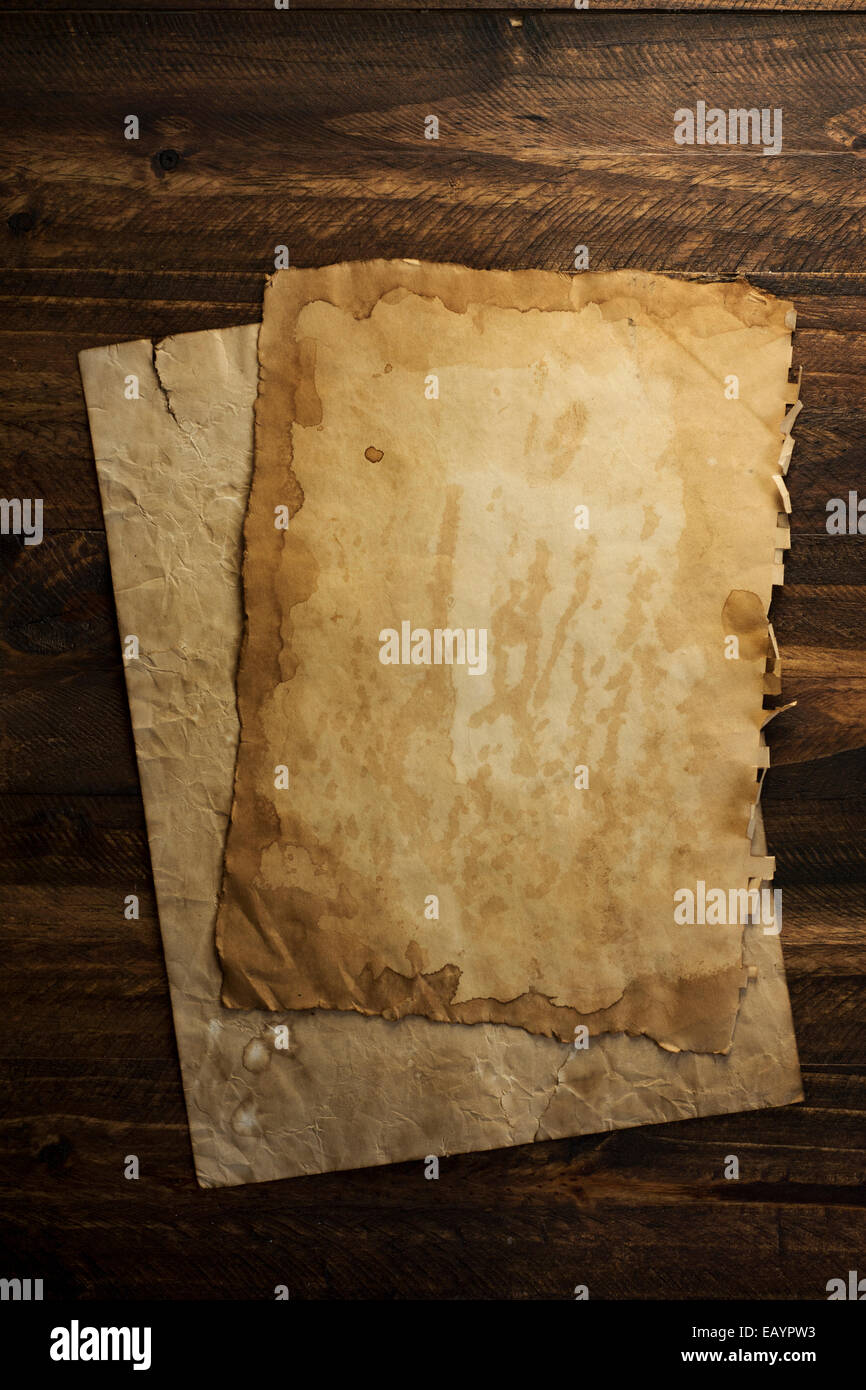 Torn grain wood plank hi-res stock photography and images - Alamy