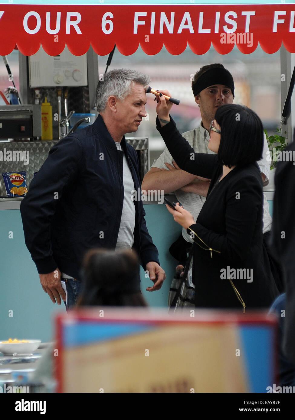 Gary Lineker pictured filming new Walkers Ad on the South Bank ...
