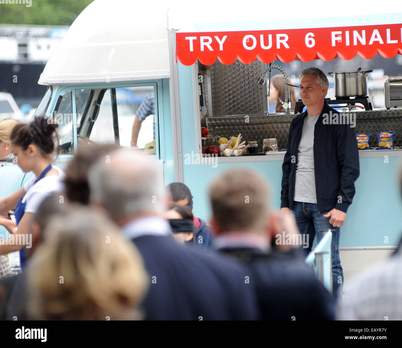 Gary Lineker pictured filming new Walkers Ad on the South Bank ...