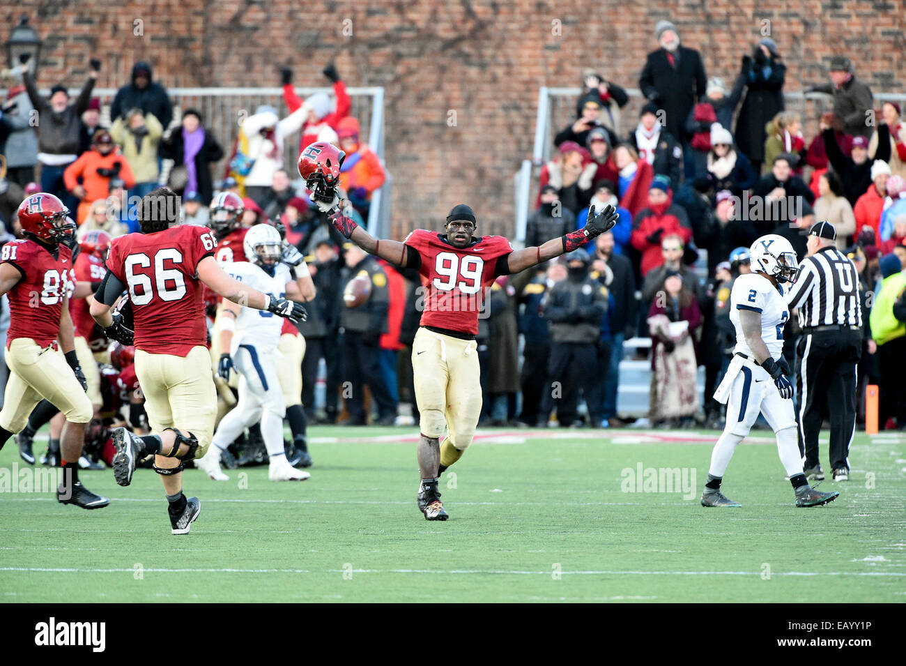 Harvard football 2014 hi-res stock photography and images - Alamy