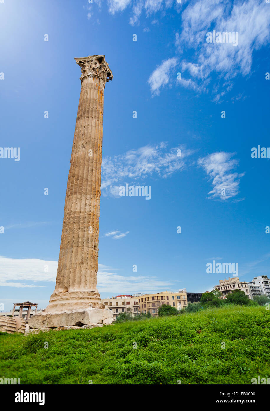 One column of Zeus temple in Athens, Greece Stock Photo - Alamy