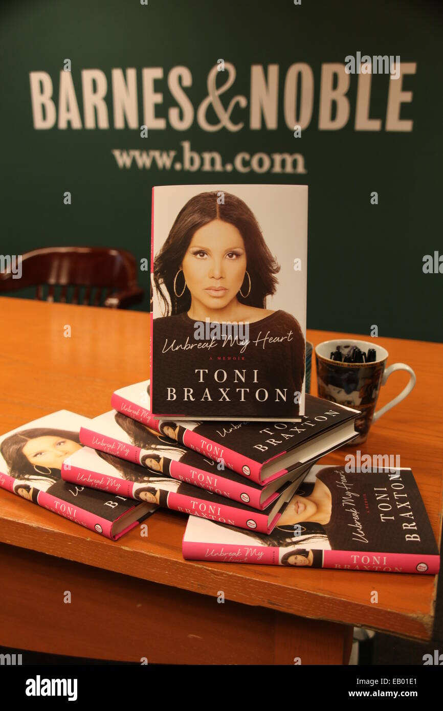 Singer/songwriter Toni Braxton promotes her book 'Unbreak My Heart: A ...