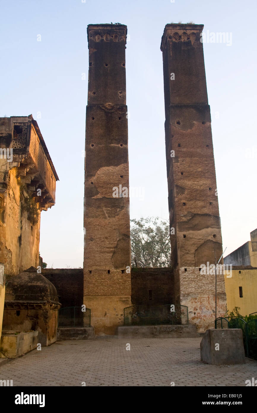 Orchha phool bagh hi-res stock photography and images - Alamy