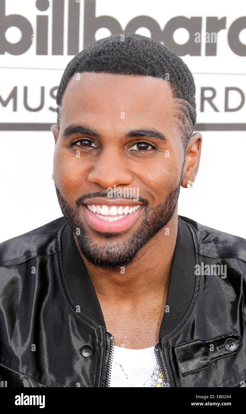 2014 Billboard Awards Red Carpet at the MGM Grand Resort Hotel and ...