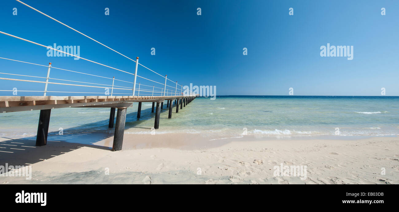 Tropical beach panorama hi-res stock photography and images - Alamy