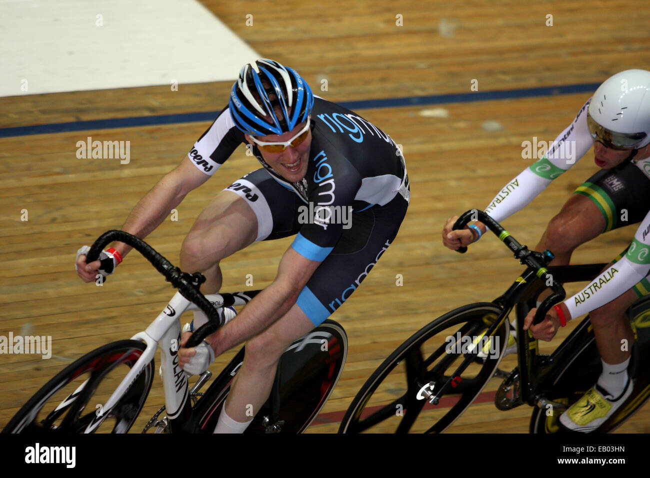 Manchester velodrome national cycling centre hi-res stock photography ...