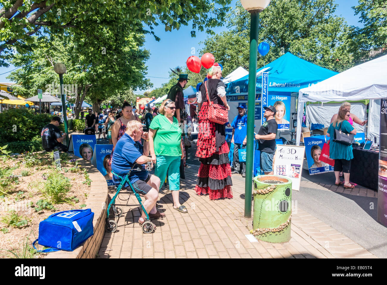 Street market in Sunbury, Victoria, Australia Stock Photo - Alamy